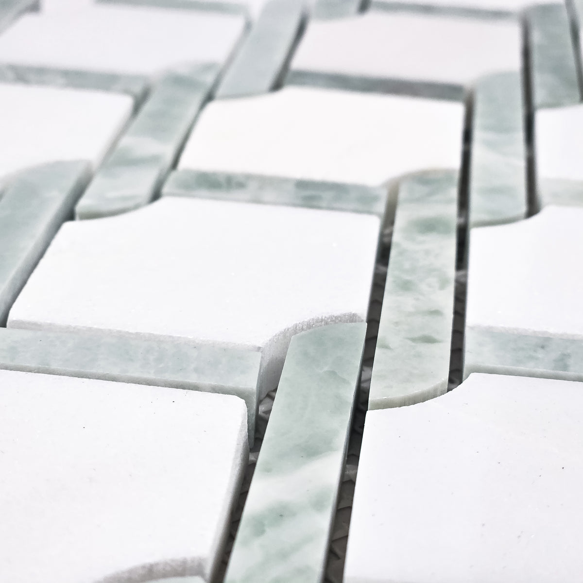 White Absolute Argyle with Emerald Green Bar Mosaic Polished – Elon ...